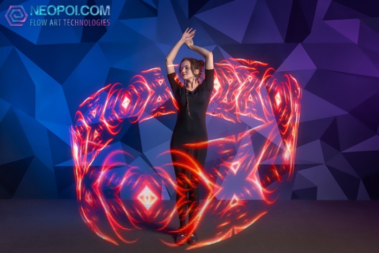 NeoWand 96 (192 LEDs) - LED glow props for flow arts, performances and ...